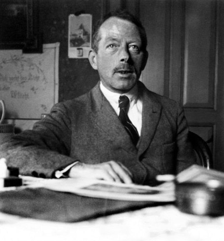 Robert Walser: el gran poeta en la cárcel de su propia existencia - Las ...