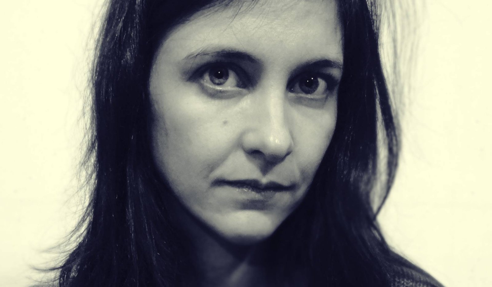 ‘Todo es inflamable’, el incendio de Gabrielle Bell - Las Furias ...